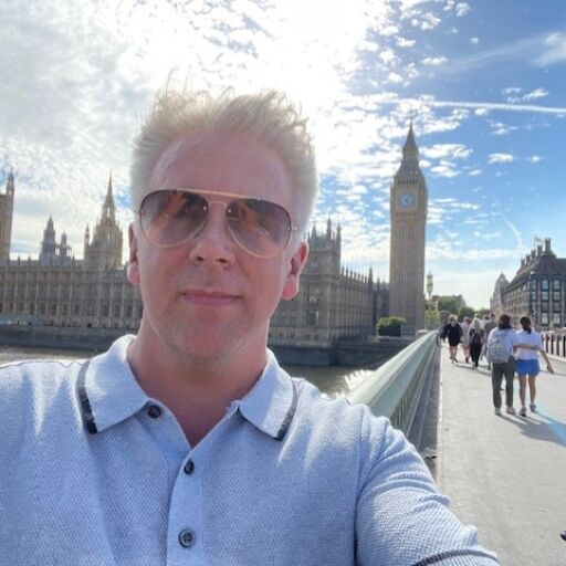 Creatable - Michael - Store Manager - Zales